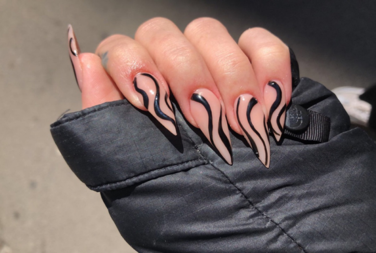 Black Stiletto Nails Inspiration and Ideas: Make Magic with Your Nails ...